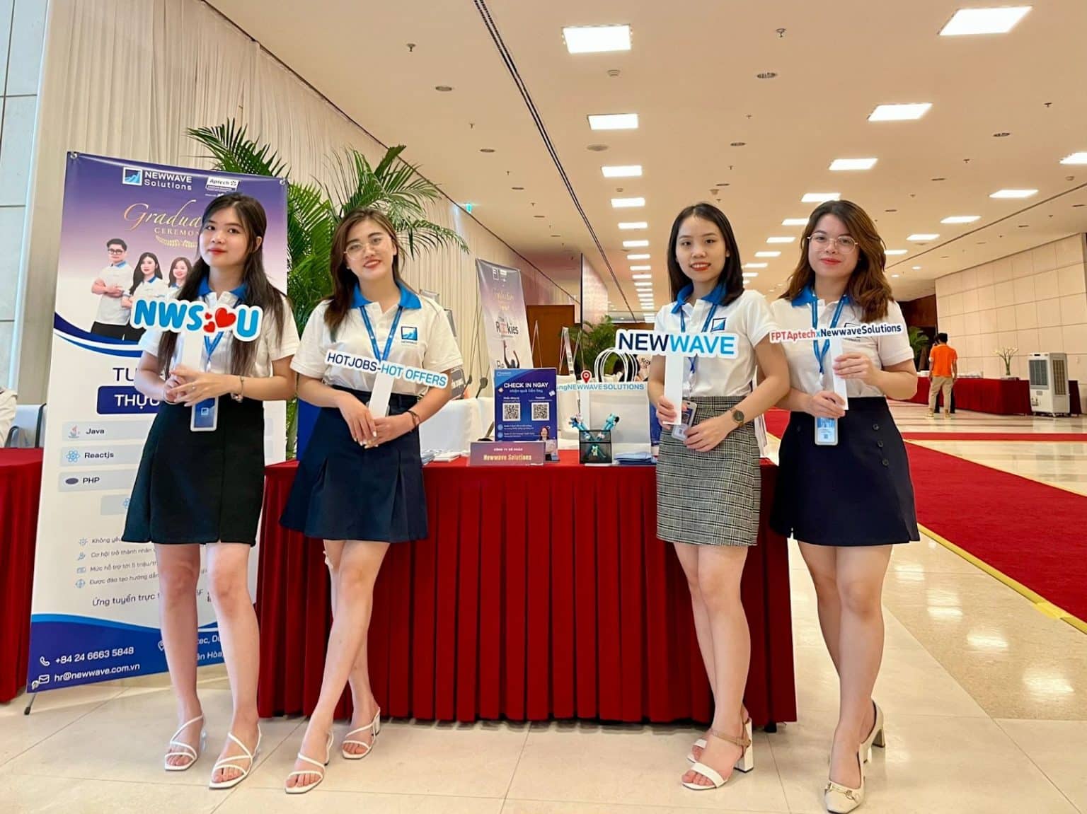 Mini Job Fair tại Lễ Tốt Nghiệp 2022 - Viện Đào Tạo Quốc Tế FPT